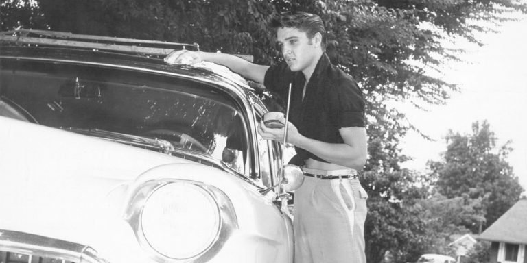 El estilo y la moda de Elvis Presley en 6 actos | Revista KENA México