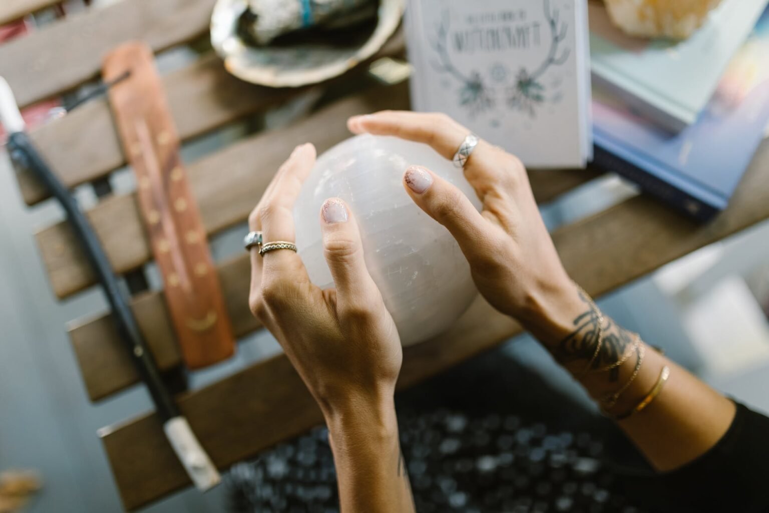 Ritual de Luna Nueva: ¡activa tu vibra! | Revista KENA México